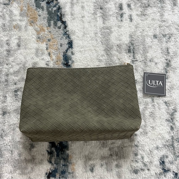 Ulta Beauty | Bags | Ulta Makeup Bag | Poshmark